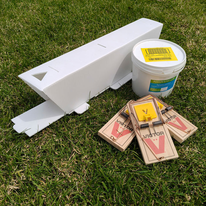 12 x Victor Professional Rat Traps